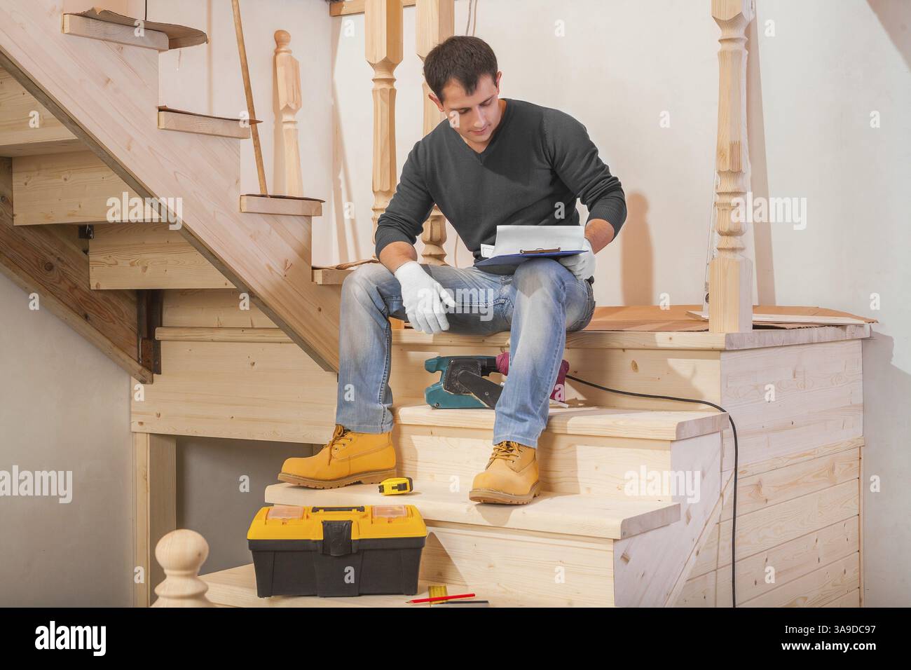 Contractor role hi-res stock photography and images - Alamy