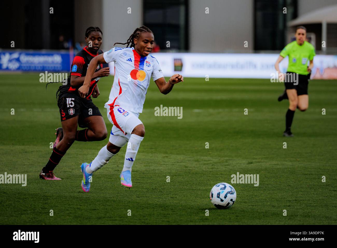 Lyon, France. 30th Mar, 2025. Melchie Dumornay (6 Olympique Lyonnais) in action during the D1 ...