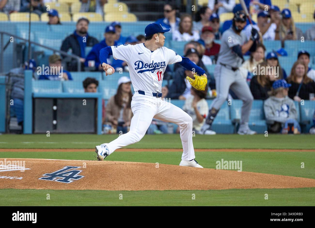 Los Angeles, USA. 30th Mar, 2025. Roki Sasaki #11 of the Los Angeles ...