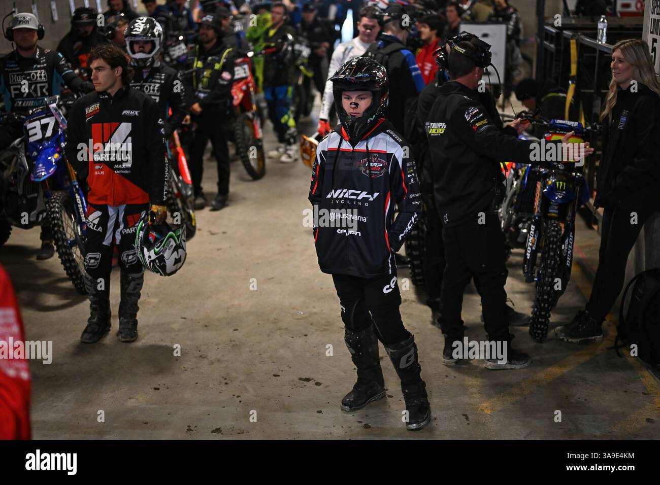 Seattle, WA, USA. 29th Mar, 2025. Teams in the tunnel prior to the ...