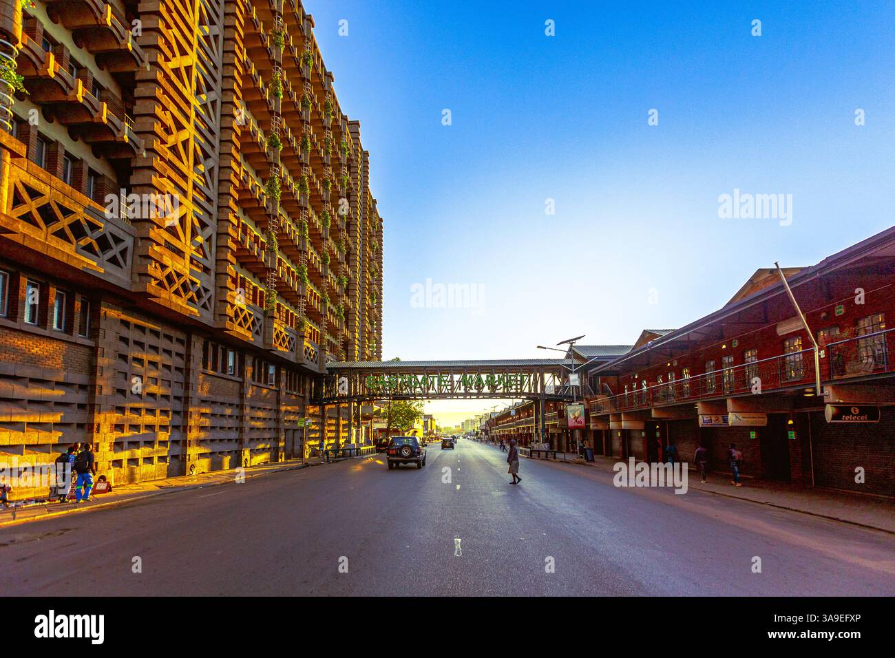 Eastgate Market Bridge Harare Zimbabwe Stock Photo - Alamy