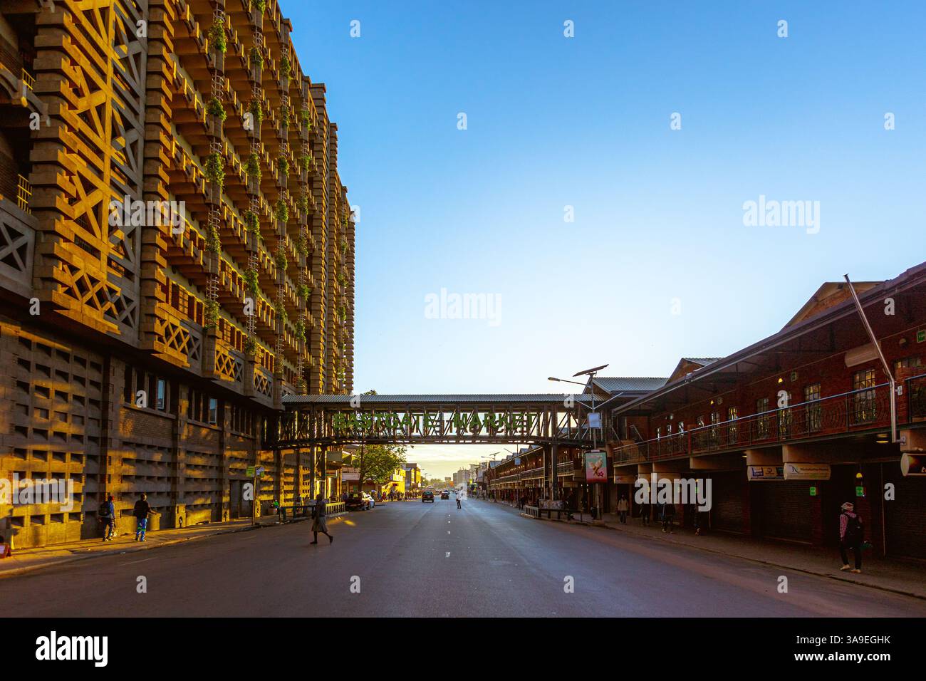 Eastgate Market Bridge Harare Zimbabwe Stock Photo - Alamy