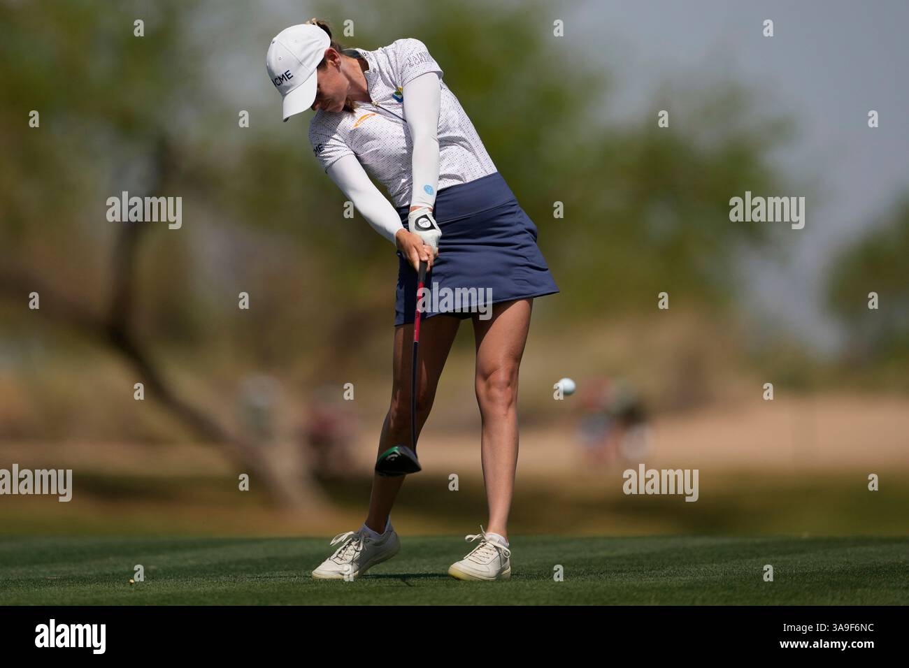 Sarah Schmelzel hits from the fourth tee during the final round of the ...