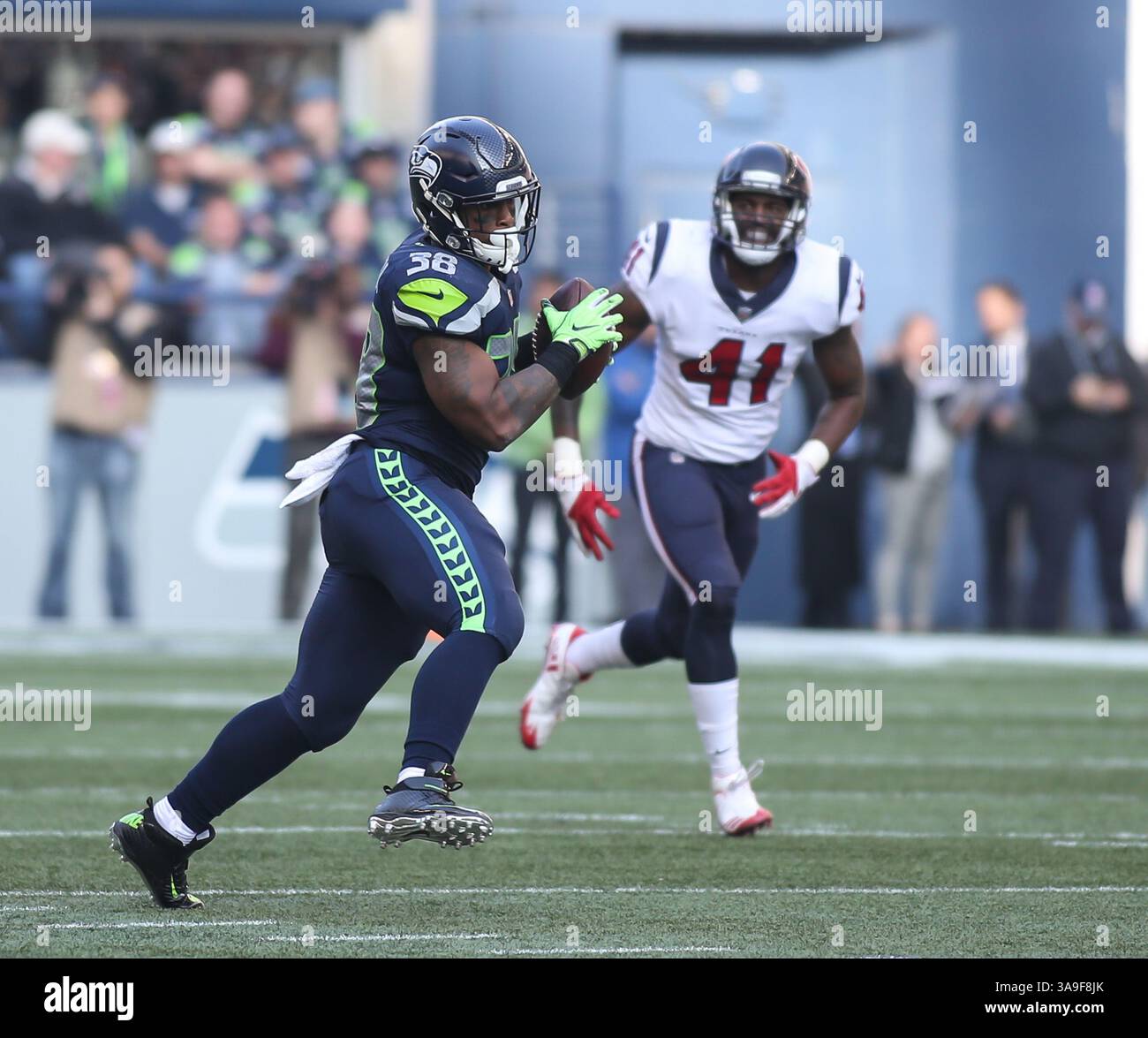 Madden nfl 2017 hi-res stock photography and images - Alamy