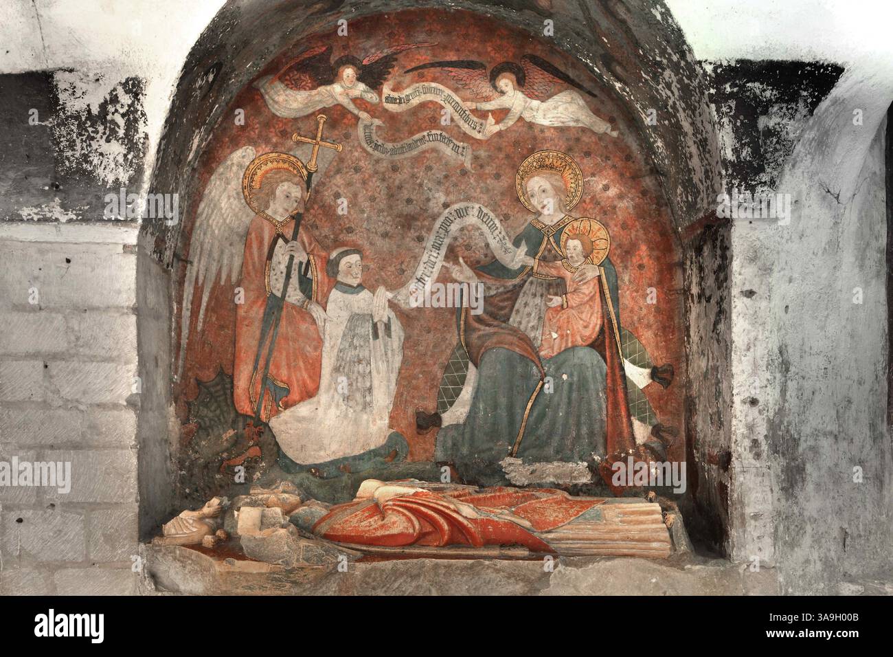 September 23, 2012 - Bayeux, France - The deceased, supported by St ...