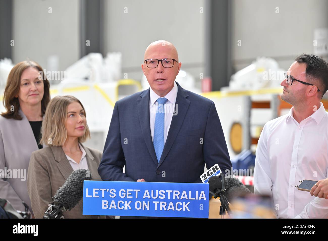Tomago, Australia. 31st Mar, 2025. Leader of the Opposition Peter ...