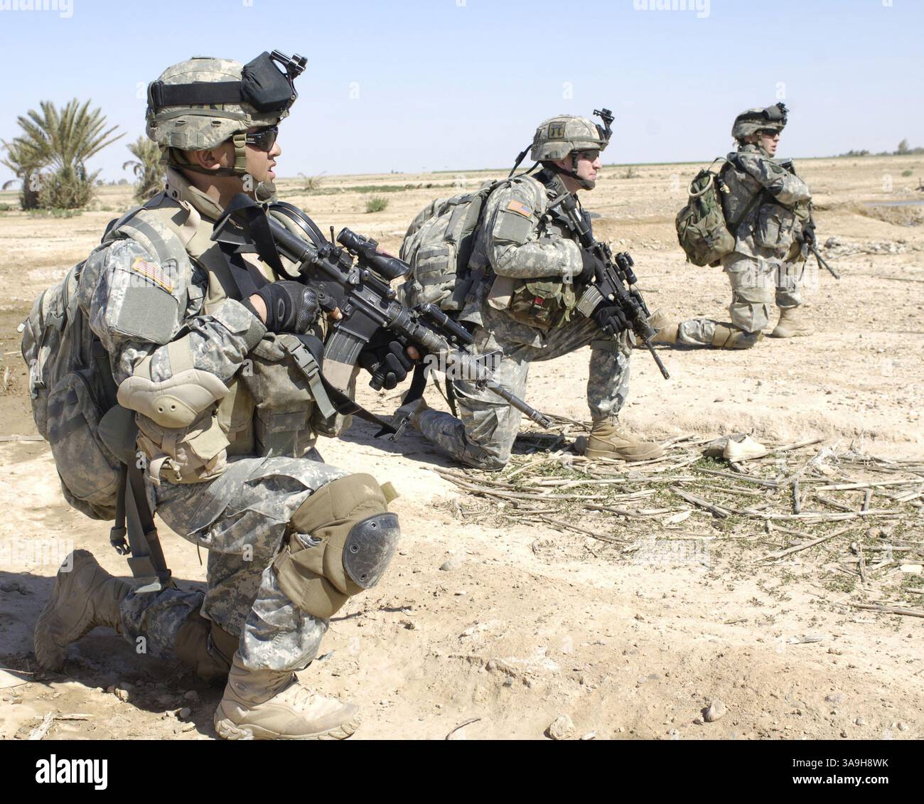 Us army 2006 iraq hi-res stock photography and images - Alamy