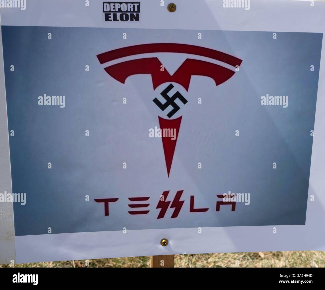 Elon Tesla Signs, Tesla Takedown Protest, 3/29/25, Superior, CO USA ...