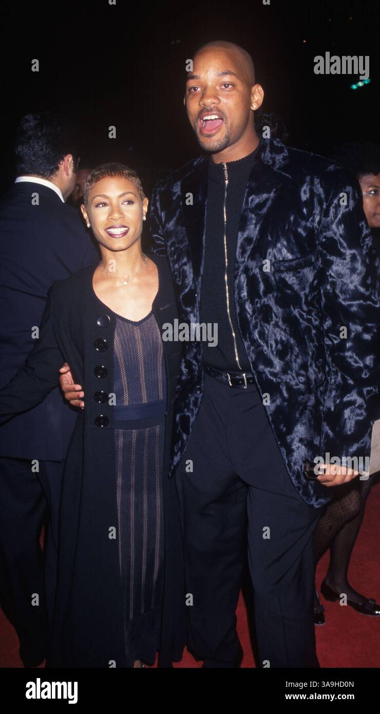 Nov 04, 1996 - Los Angeles, CA, USA - JADA PINKETT-SMITH at the 'Set It Off' premiere with Will ...