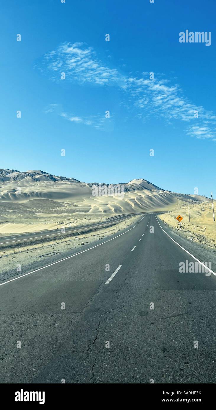 The Pan American Highway, Peru. A perfectly paved asphalt highway in ...