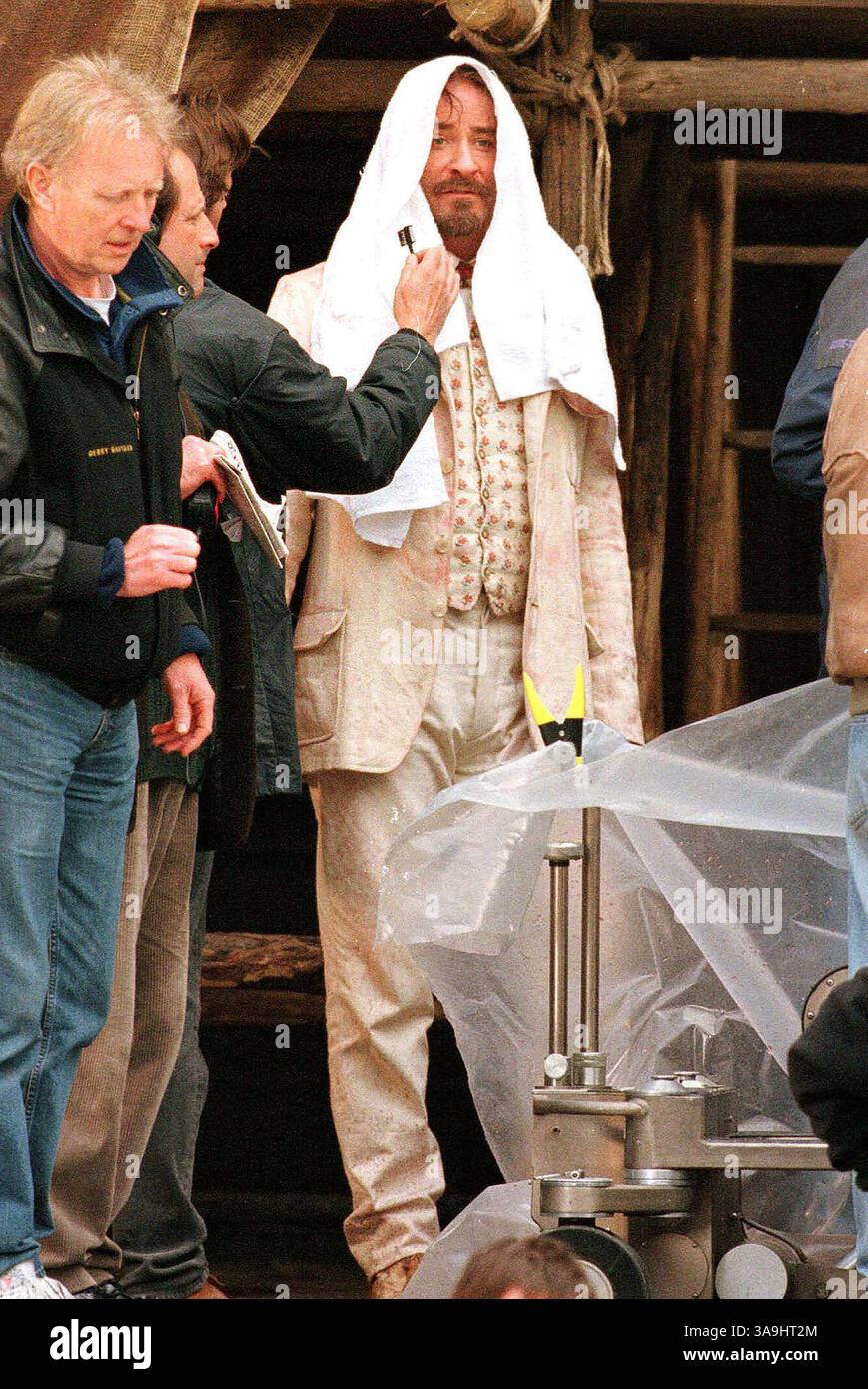 Apr 02, 1998; Montepulciano, Rome, Italy; Actor KEVIN KLINE on the set ...