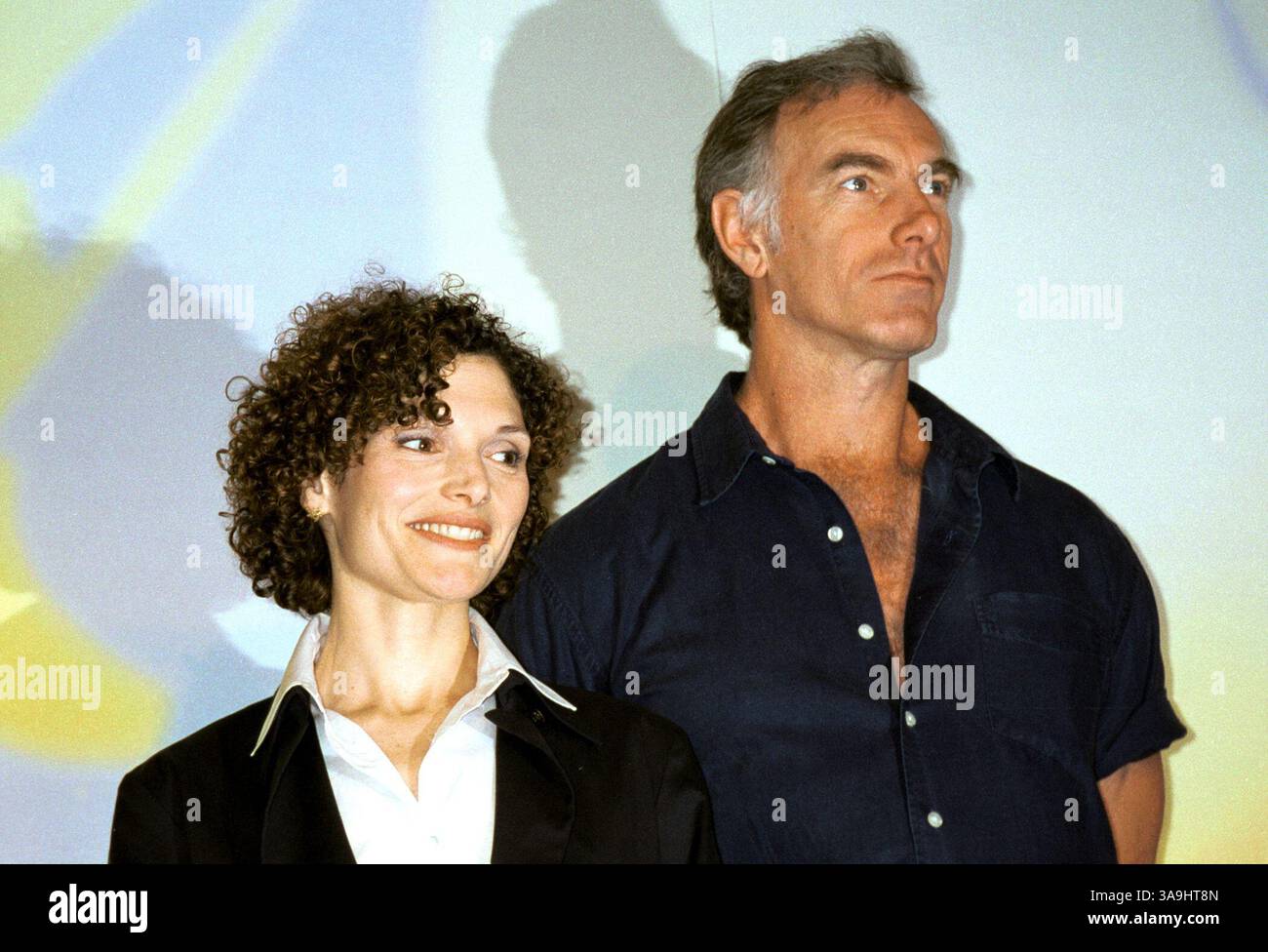 May 18, 1999; Cannes, France; Actor MARY ELIZABETH MASTRANTONIO & JOHN ...