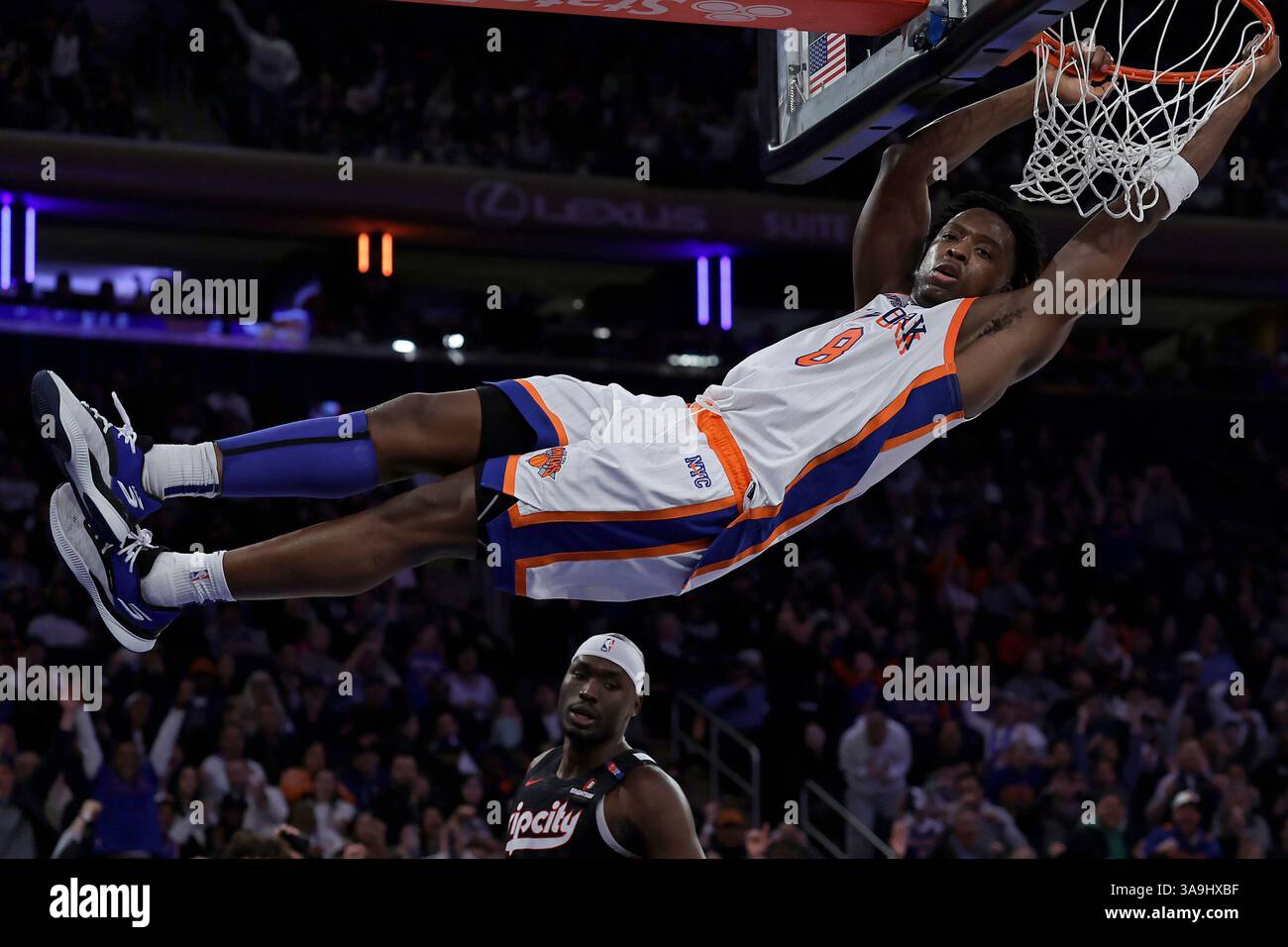 New York Knicks forward OG Anunoby (8) dunks the ball during the second ...