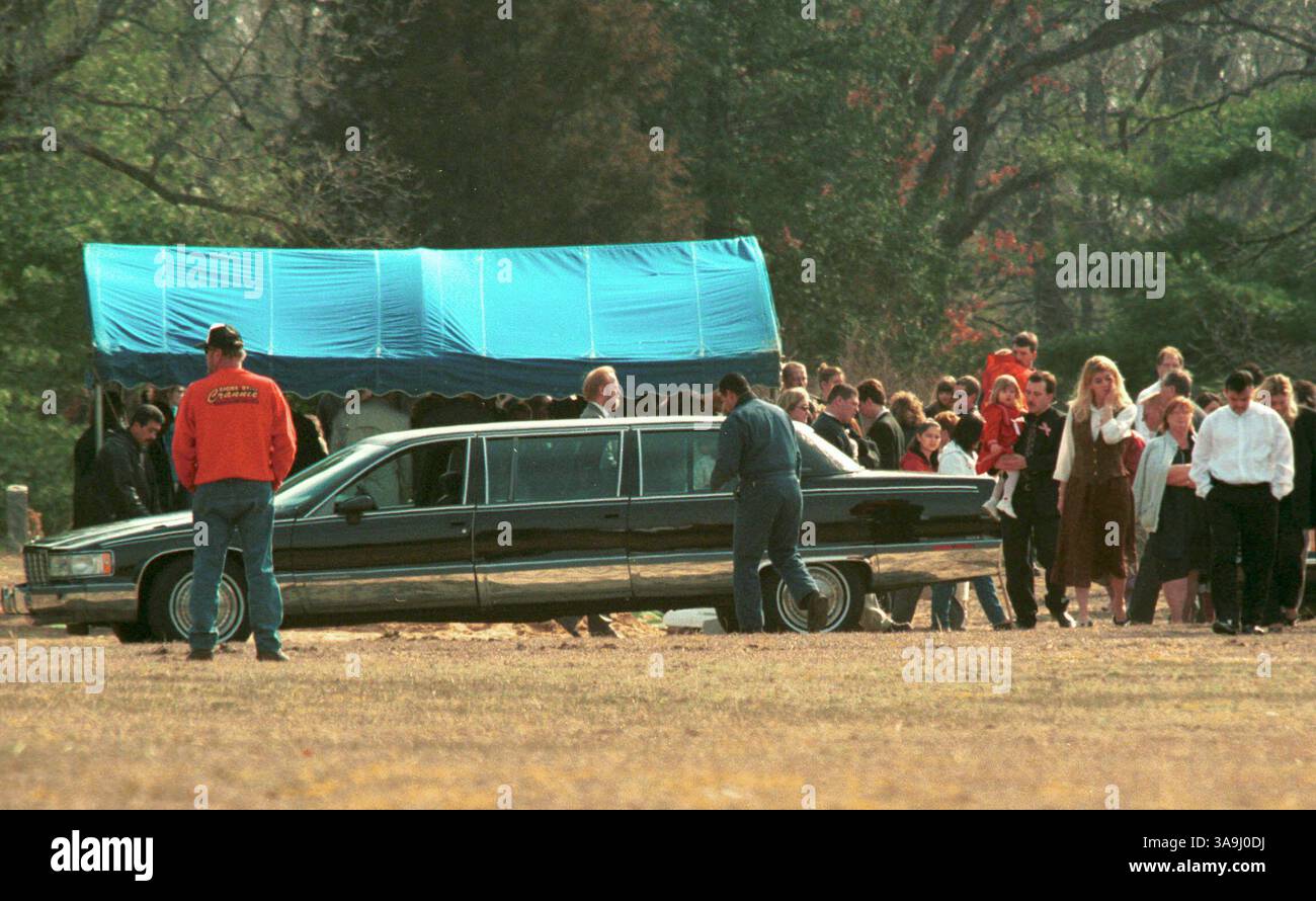 Mar 04, 2000; Mt. Morris Township, MI, USA; Burial service @ Tuscola ...