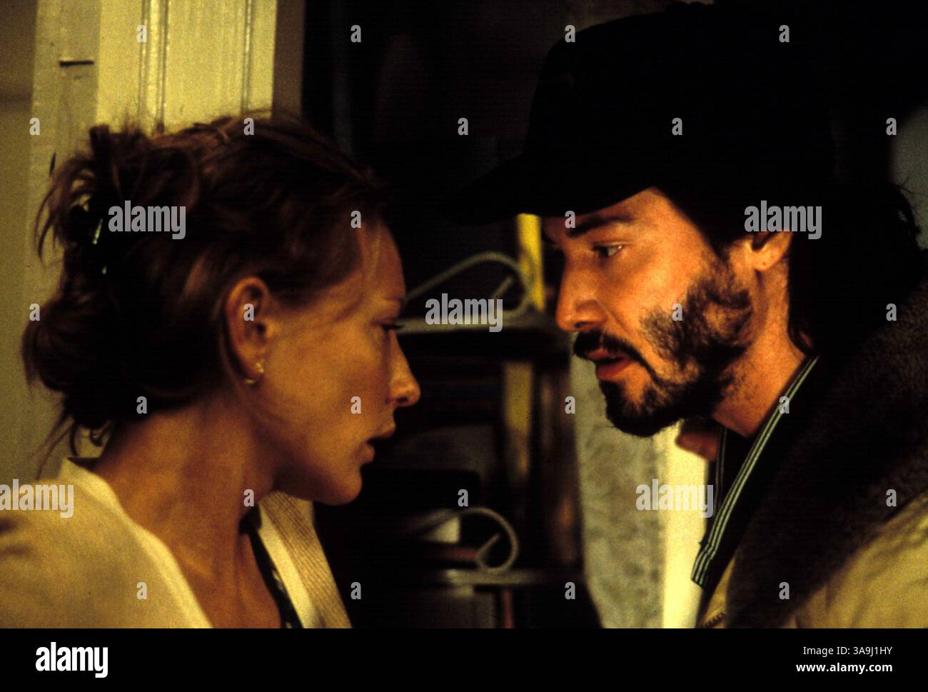 Apr 08, 2000; Los Angeles, CA, USA; Movie stills from 'The Gift ...