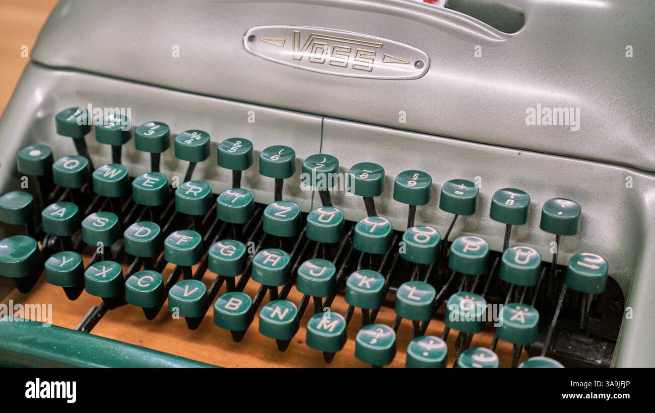 Close up of a vintage World War Two era Voss Brand typewriter Stock ...