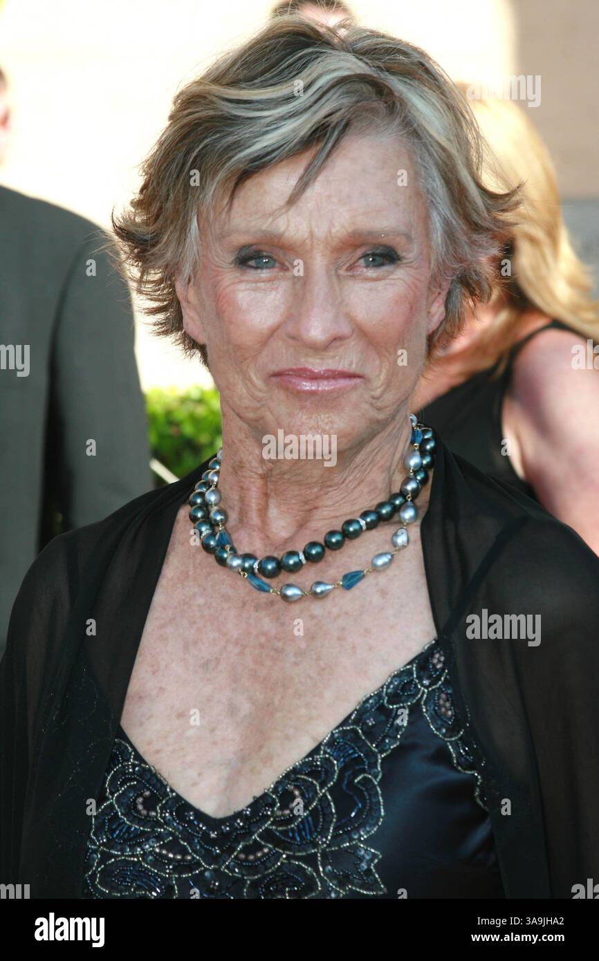 Cloris leachman daughter hi-res stock photography and images - Alamy