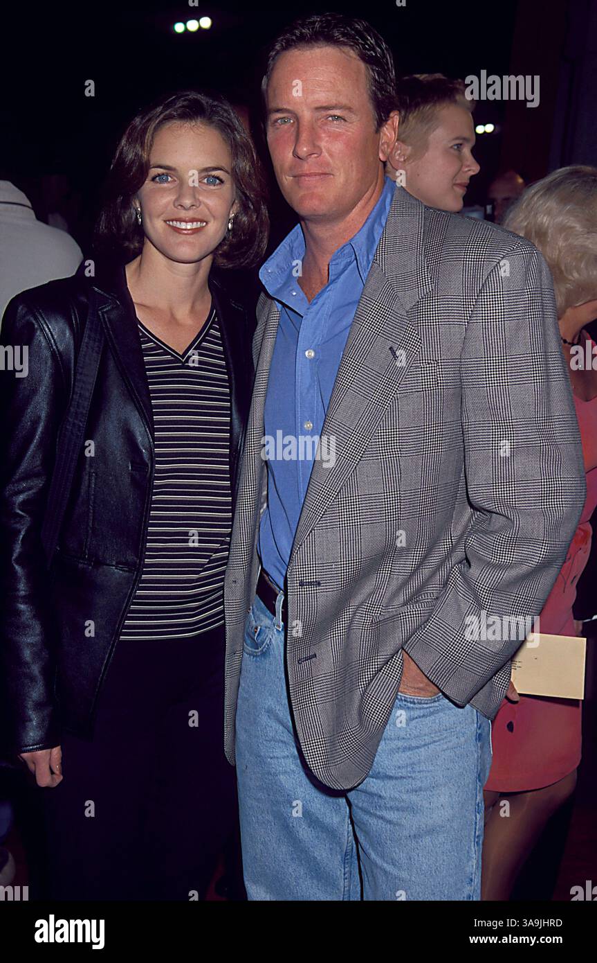 Oct 21, 1998; Los Angeles, CA, USA; Actor LINDEN ASHBY and wife ...