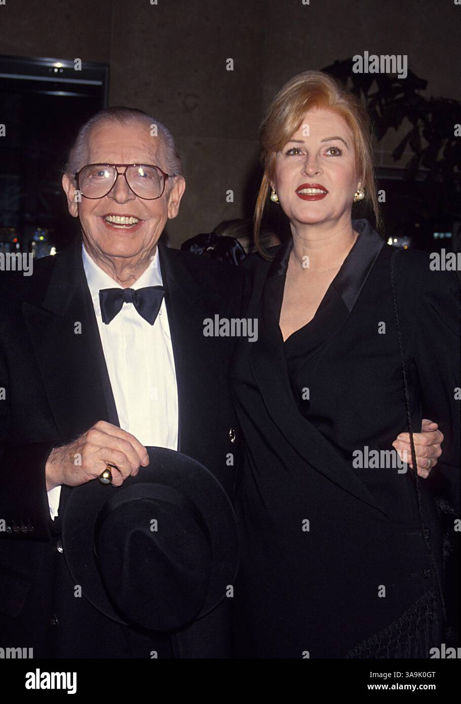 Feb 23, 1994; Beverly Hills, CA, USA; Actor MILTON BERLE and his wife ...