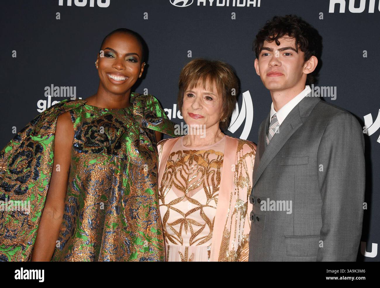 BEVERLY HILLS, CALIFORNIA - MARCH 27: Sasheer Zamata, Patti LuPone and ...