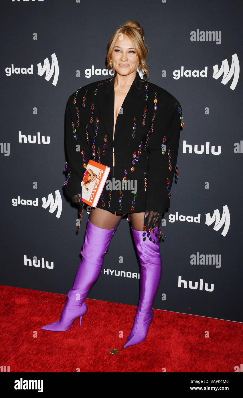 BEVERLY HILLS, CALIFORNIA - MARCH 27: Alix Traeger attends the 36th ...