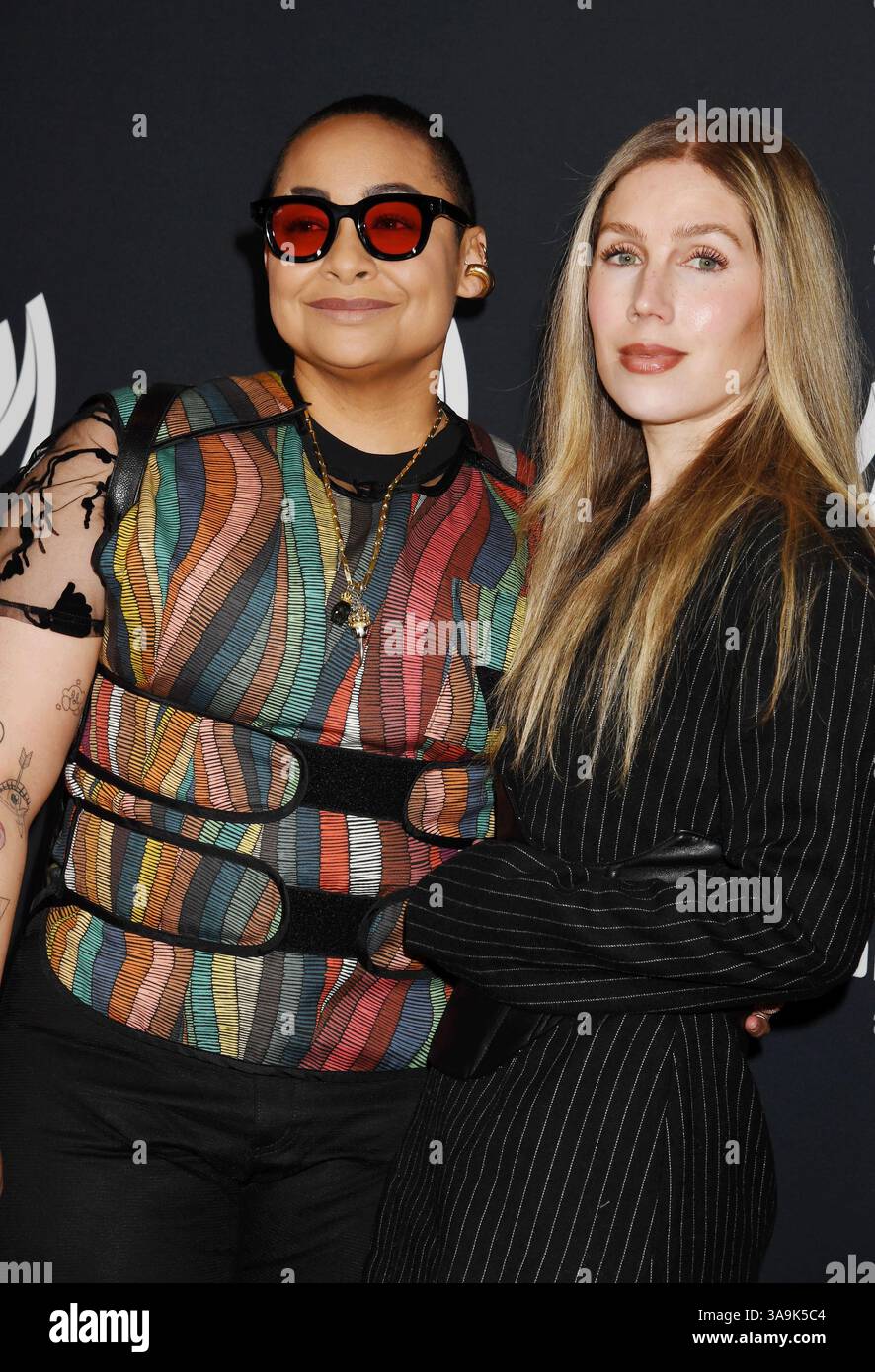 BEVERLY HILLS, CALIFORNIA - MARCH 27: Raven-Symoné and Miranda Pearman ...