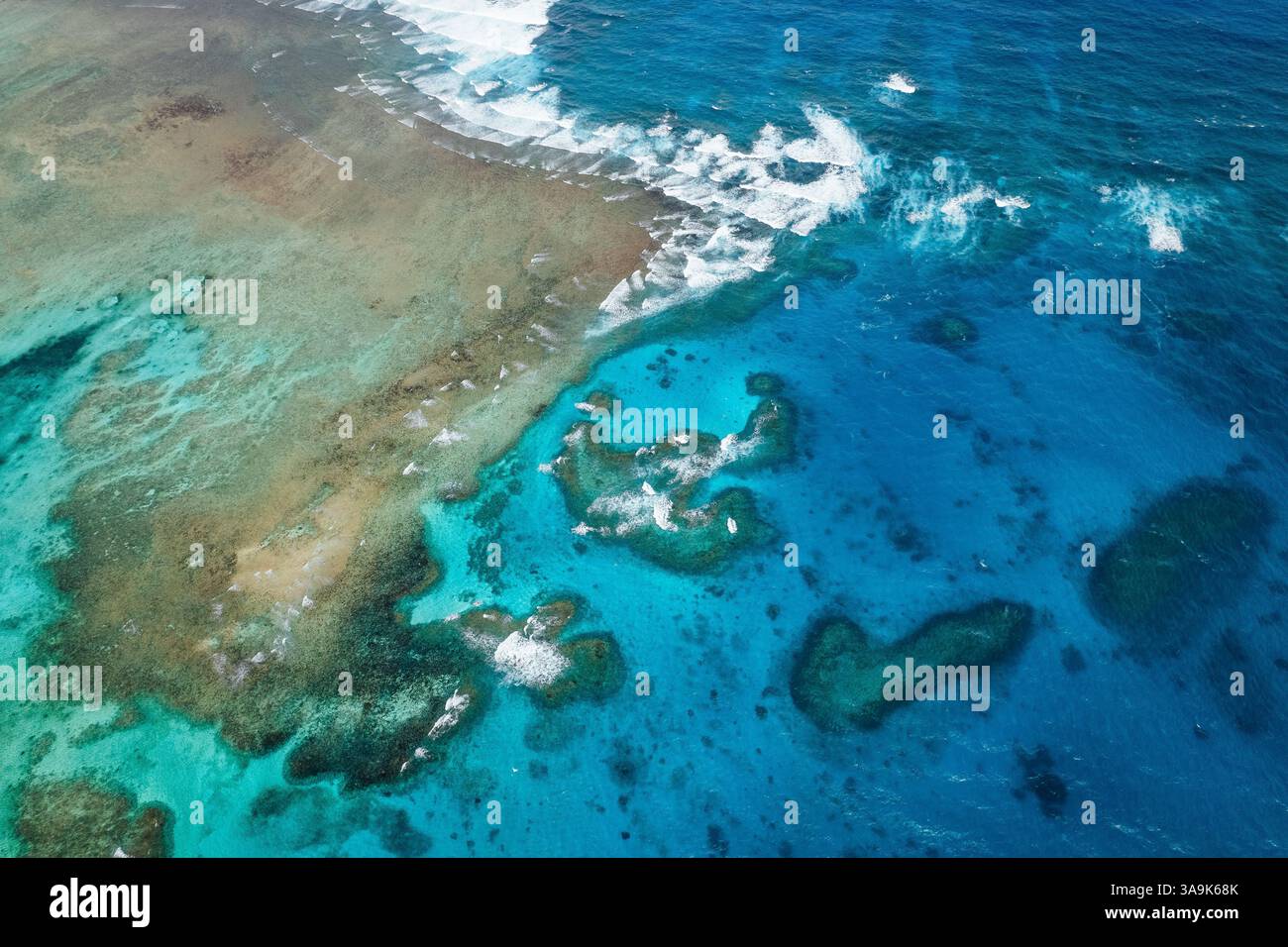 Stunning Aerial View of Abstract Ocean Patterns – A Mesmerizing Display ...