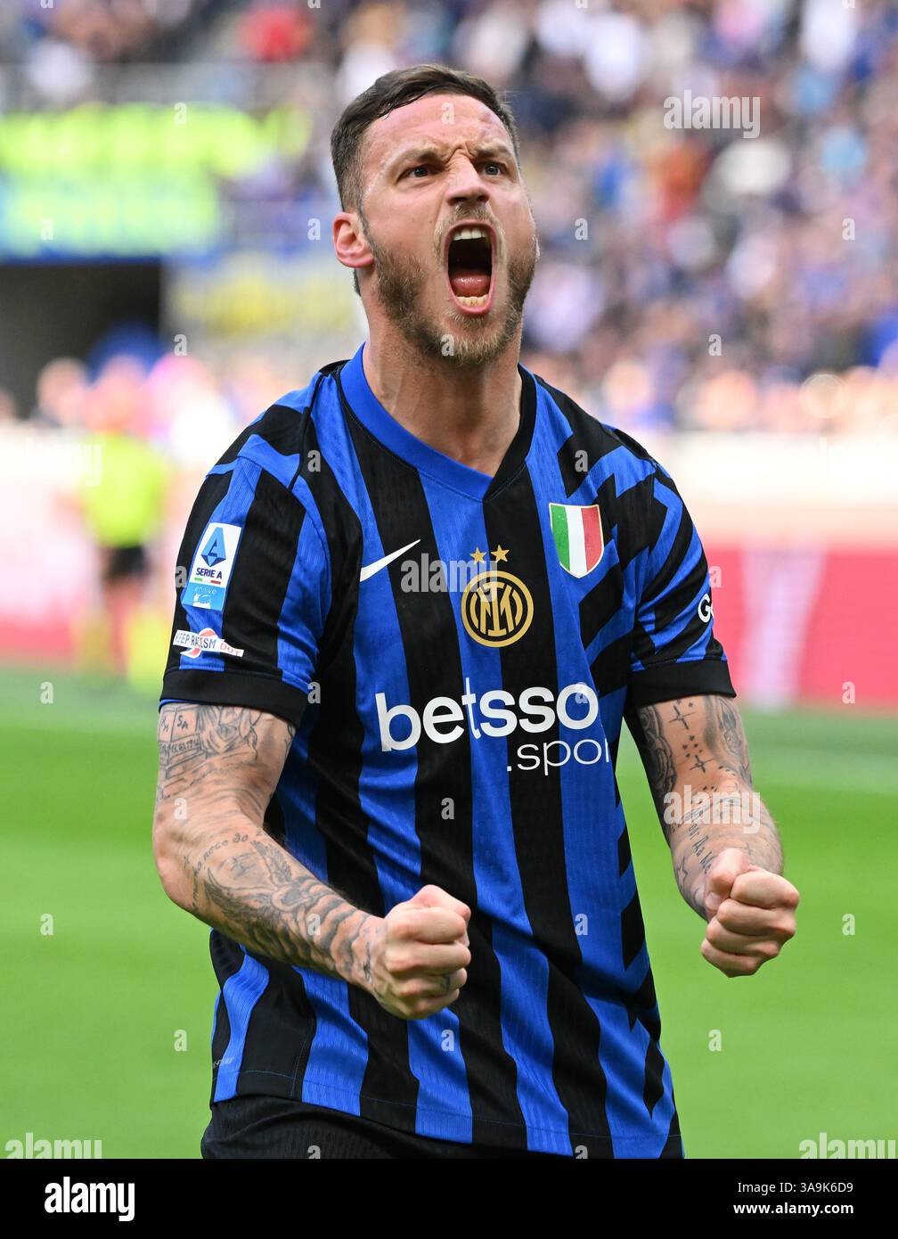 Arnautovic inter goal hi-res stock photography and images - Alamy