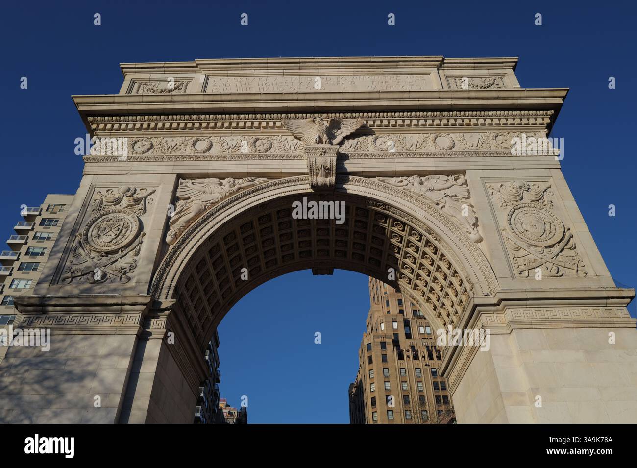 Washington Arch in Washington Square Park in Greenwich Village ...