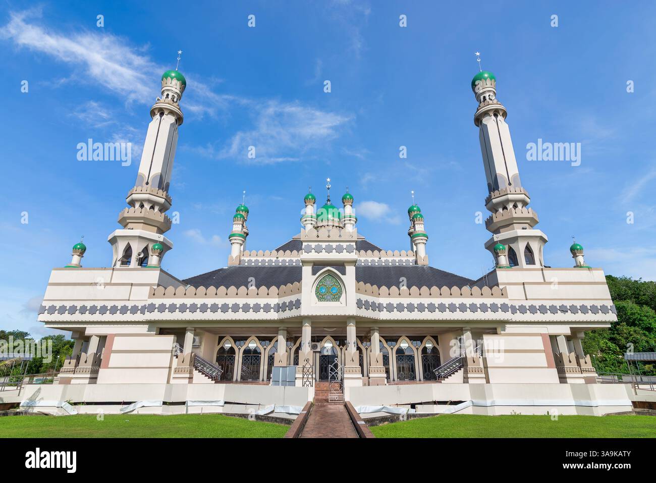 Masjid Duli Pengiran Muda Mahkota Pengiran Muda Haji Al-Muhtadee Billah ...