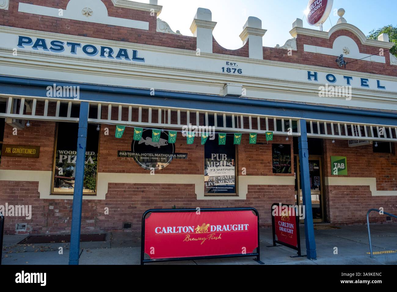 The front veranda of the Pastoral Hotel in Mathoura, NSW, Australia ...