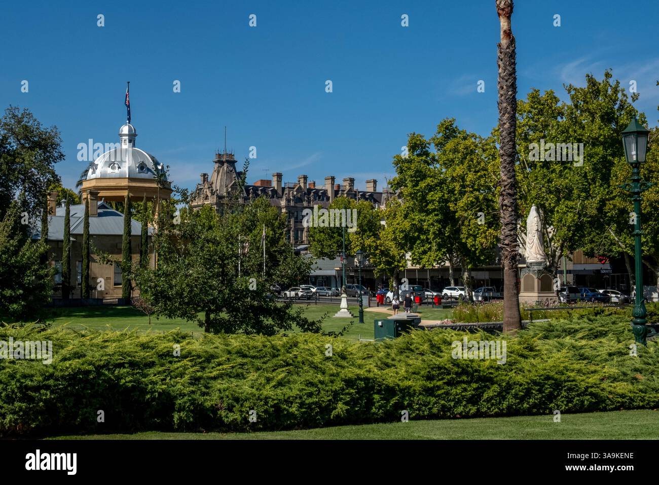 The gardens and Military Museum in Rosalind Park. Bendigo, Victoria ...