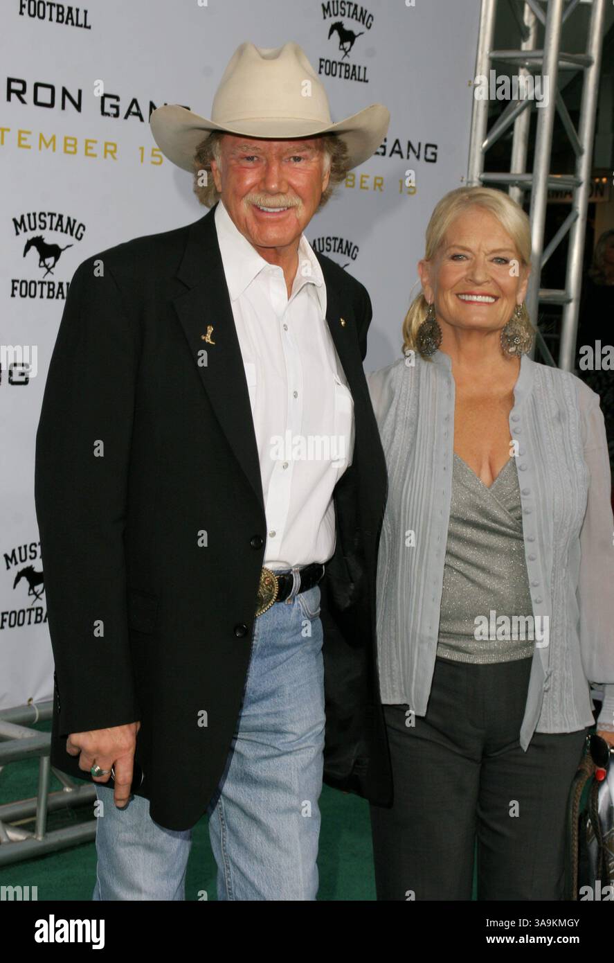 Sep 05, 2006; Los Angeles, CA, USA; MENTOR WILLIAMS and LYNN ANDERSON ...