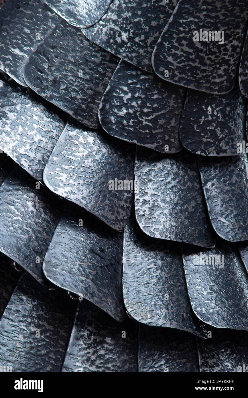 Chainmail texture hi-res stock photography and images - Alamy