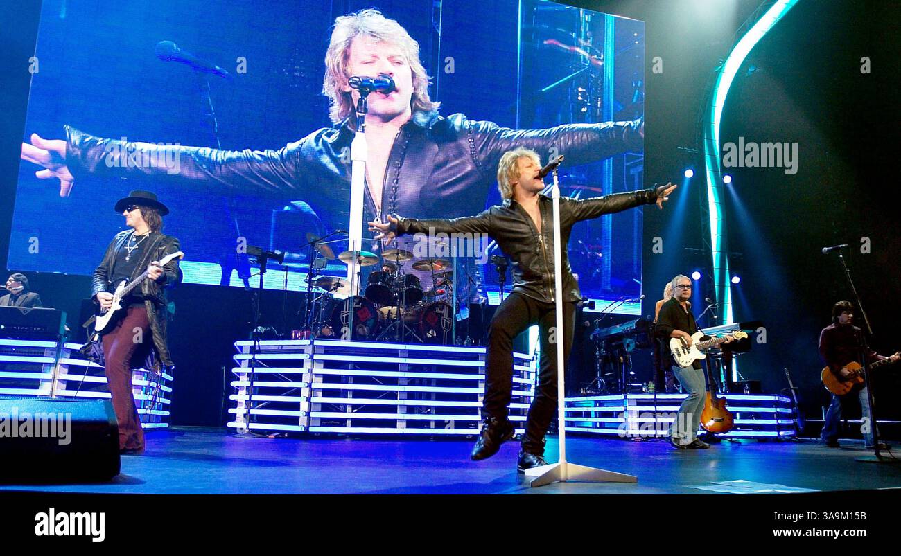 Jon bon jovi have a nice day hi-res stock photography and images - Alamy