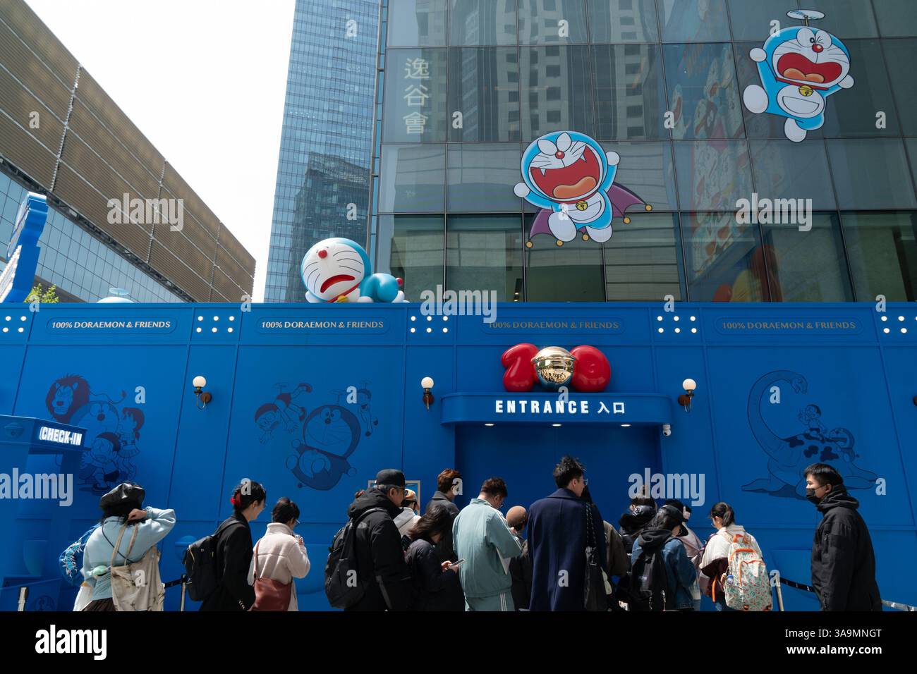 People visit the first exhibition of "100% Doraemon &FRIENDS Traveling ...