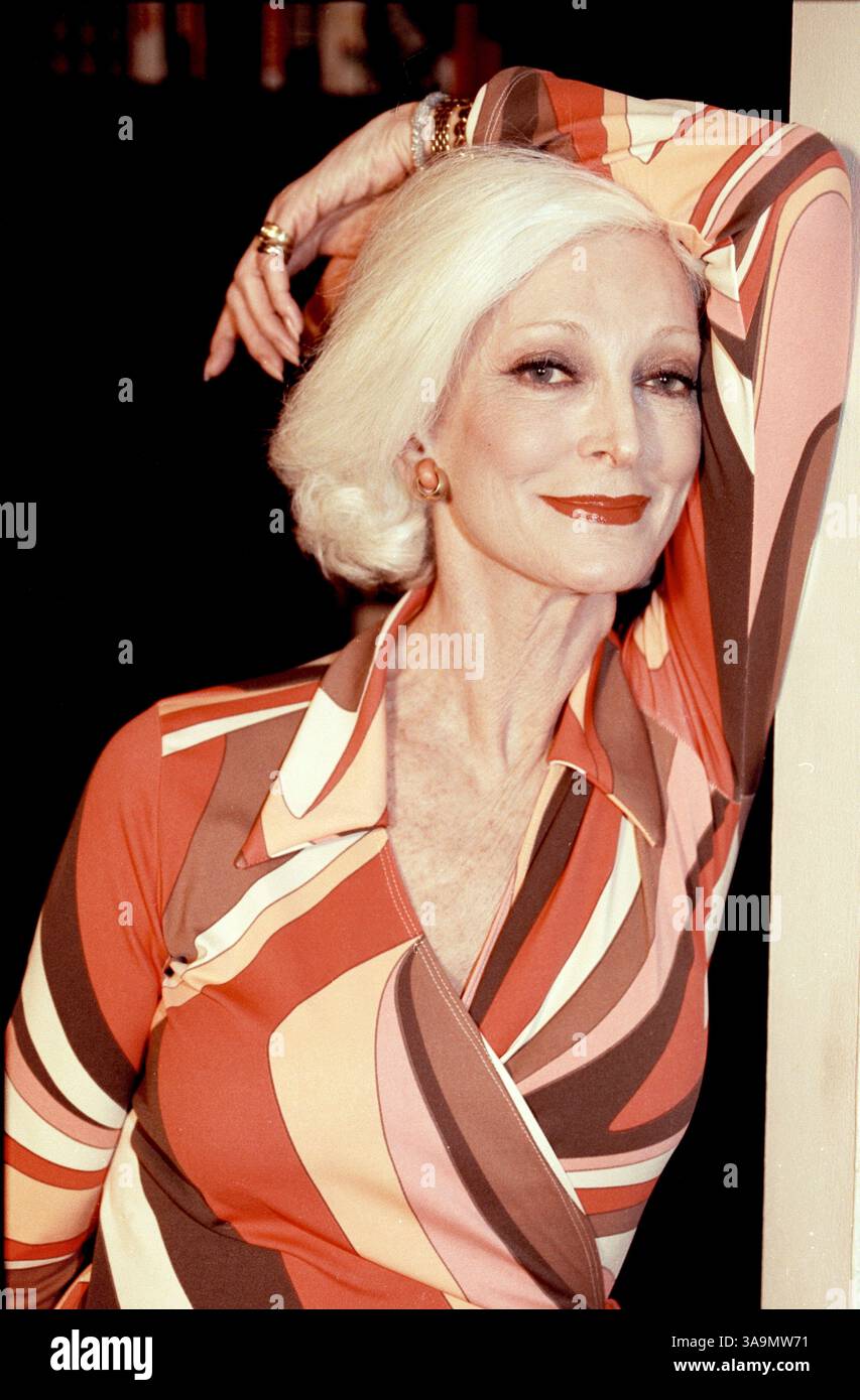 Apr 02, 2007 - New York, NY, USA - CARMEN DELL OREFICE is the worldÕs ...