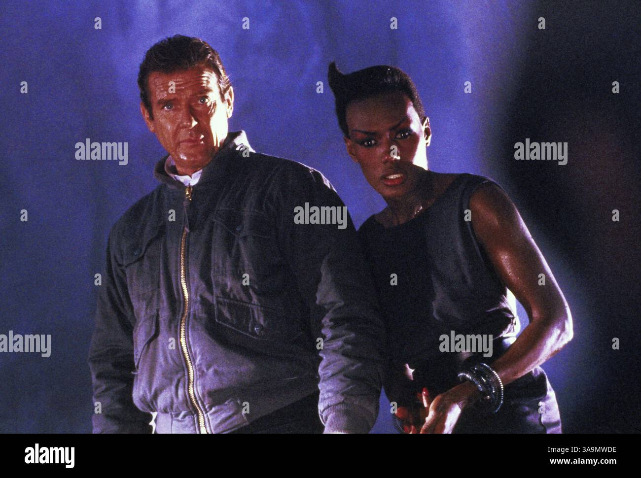 Grace jones james bond movie hi-res stock photography and images - Alamy