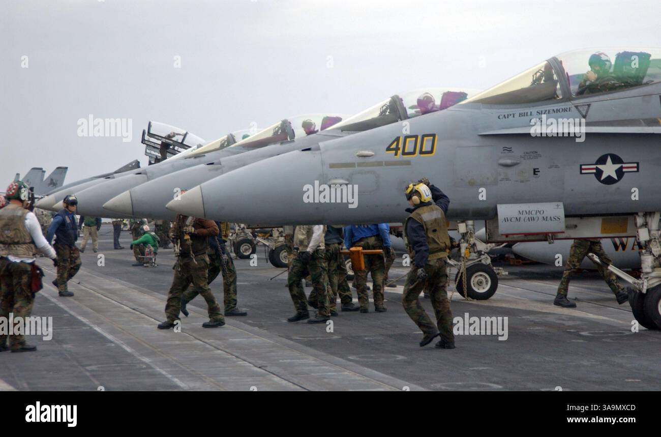 Strike fighter squadron eight seven hi-res stock photography and images ...