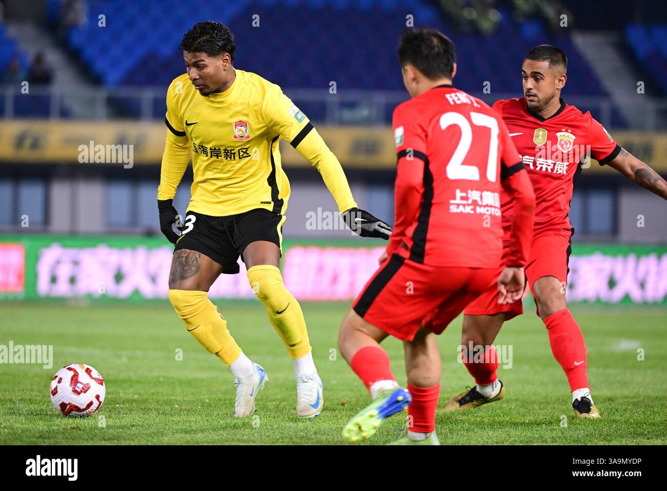 Qingdao West Coast Football Club 3-3 draw Shanghai Port Football Club ...