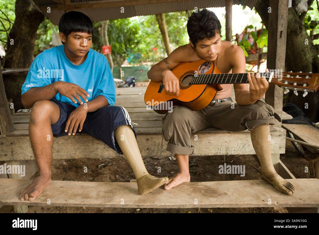 Jun 26, 2006; Siem Reap, CAMBODIA; Teenagers who lost their legs to ...