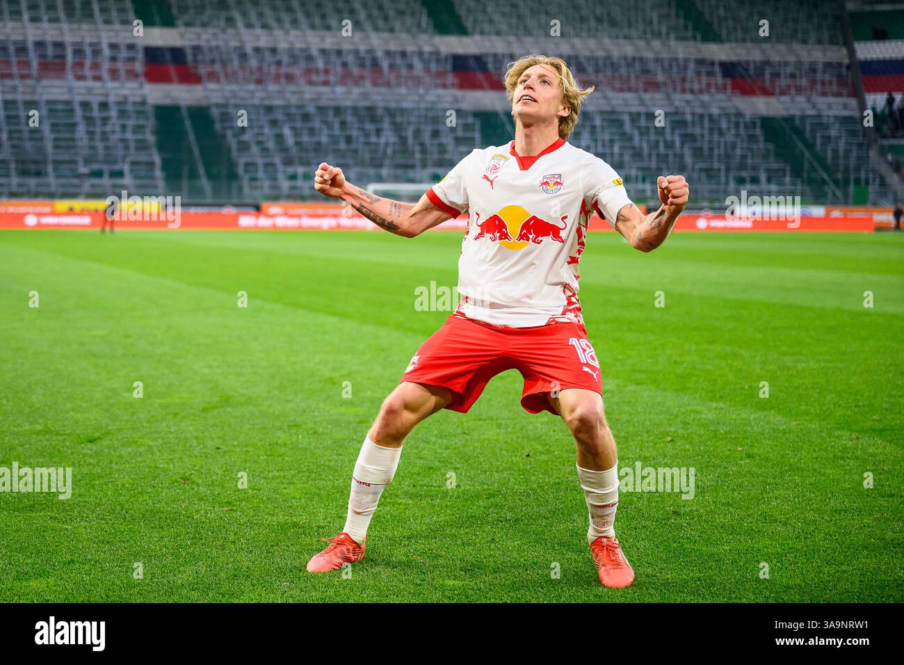 ABD0196 20250330 - WIEN - ÖSTERREICH: Jubel von Mads Bidstrup (FC Red ...