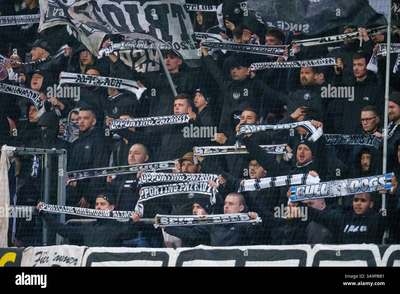 ABD0098 20250328 - ALTACH - ÖSTERREICH: Fans (LASK) am Freitag, 28 ...