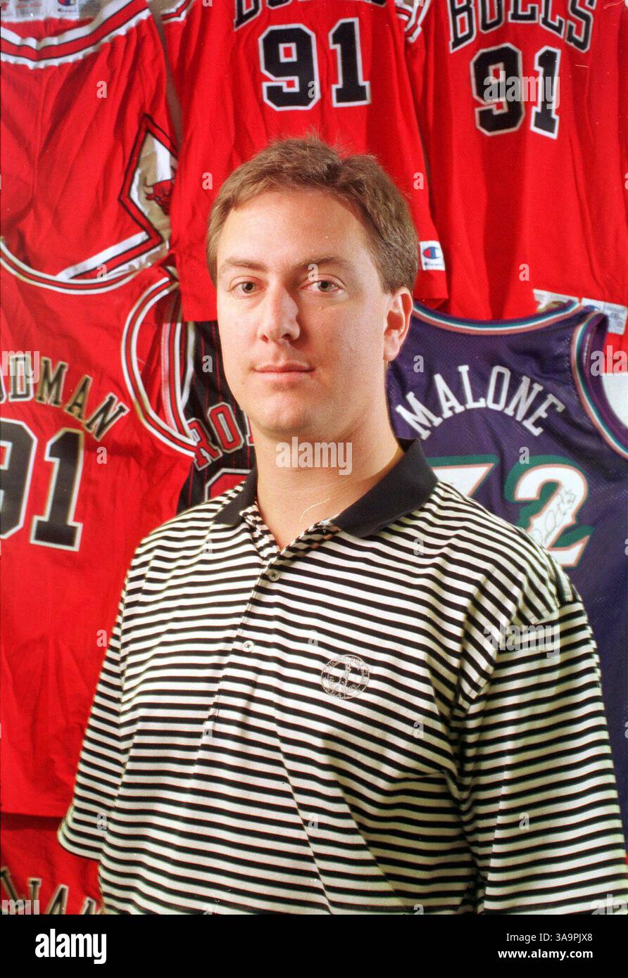 Apr 12 1999 hi-res stock photography and images - Alamy