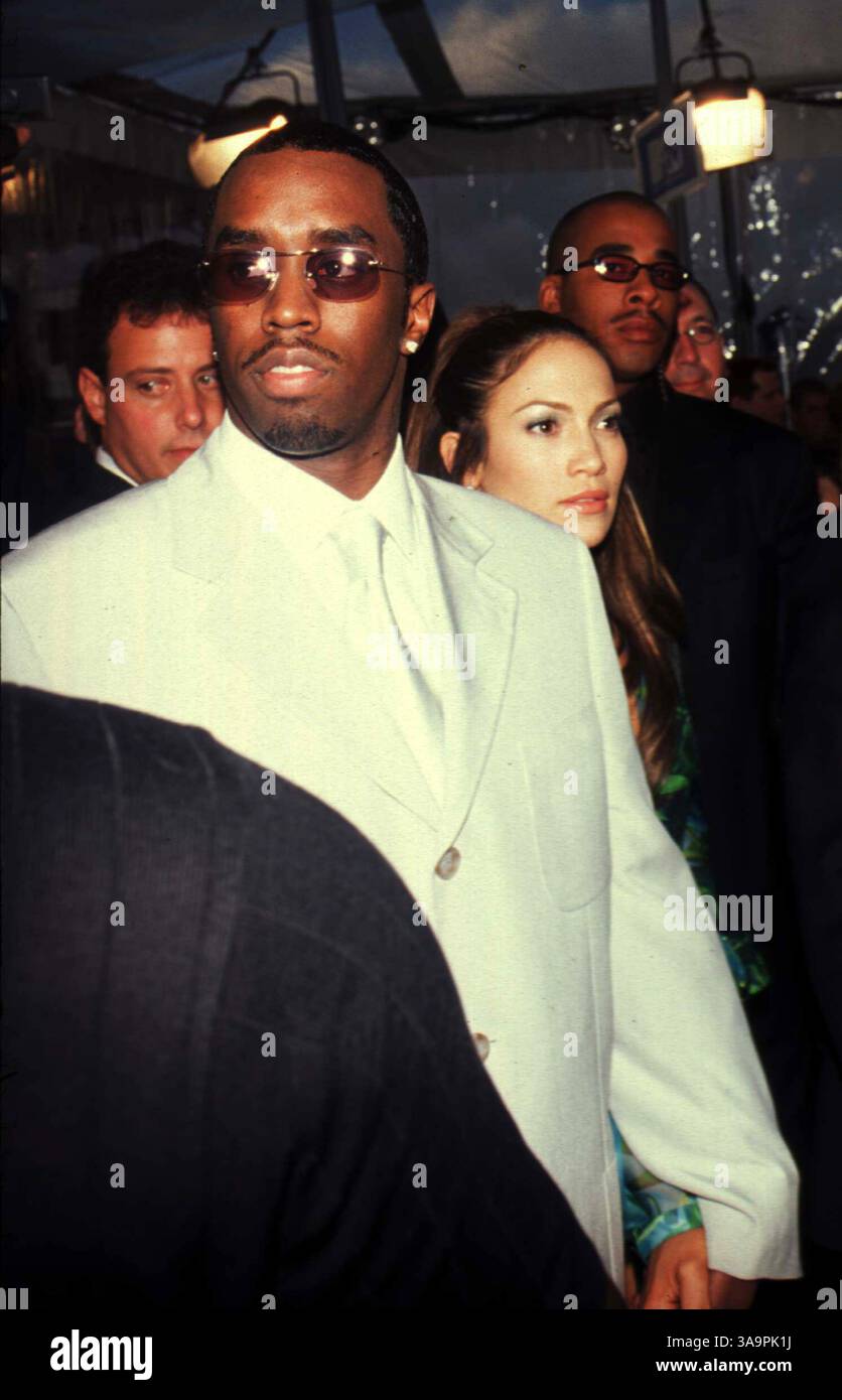 Puff daddy 2000 hi-res stock photography and images - Alamy