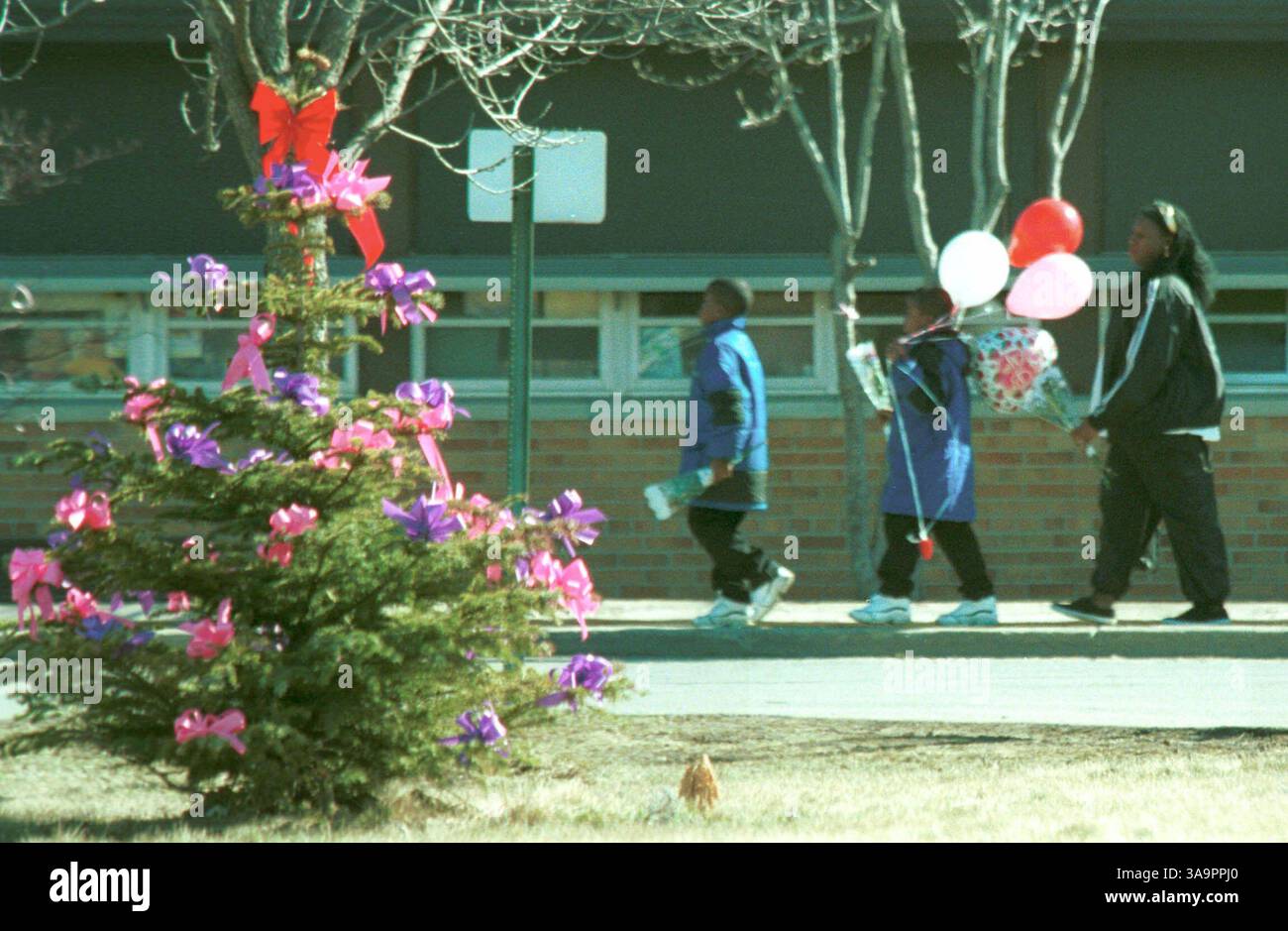 Mar 03, 2000; Mt. Morris Township, MI, USA; Memorial @ Buell Elementary ...