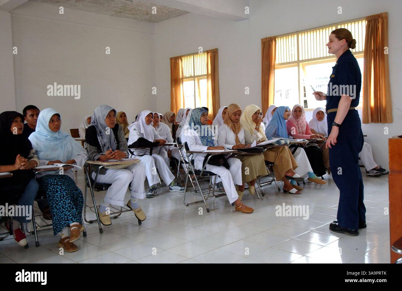 Indonesian nurse diabetes hi-res stock photography and images - Alamy