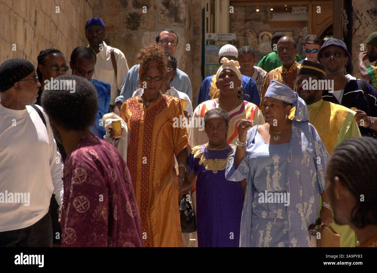 Whitney houston bobby brown 2003 hi-res stock photography and images ...