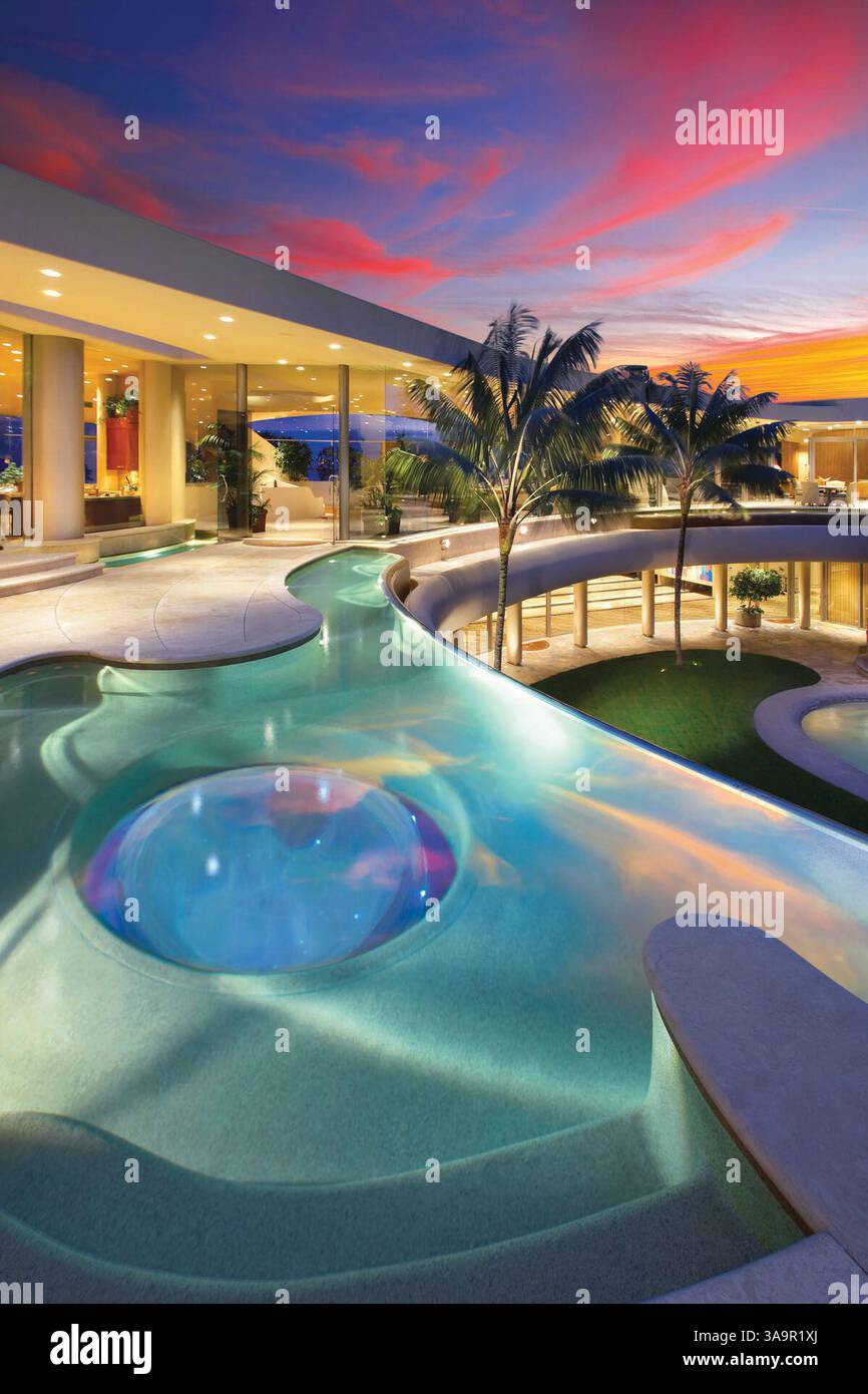 May 18, 2006; Corona Del Mar, CA, USA; A 30,000-square-foot property ...