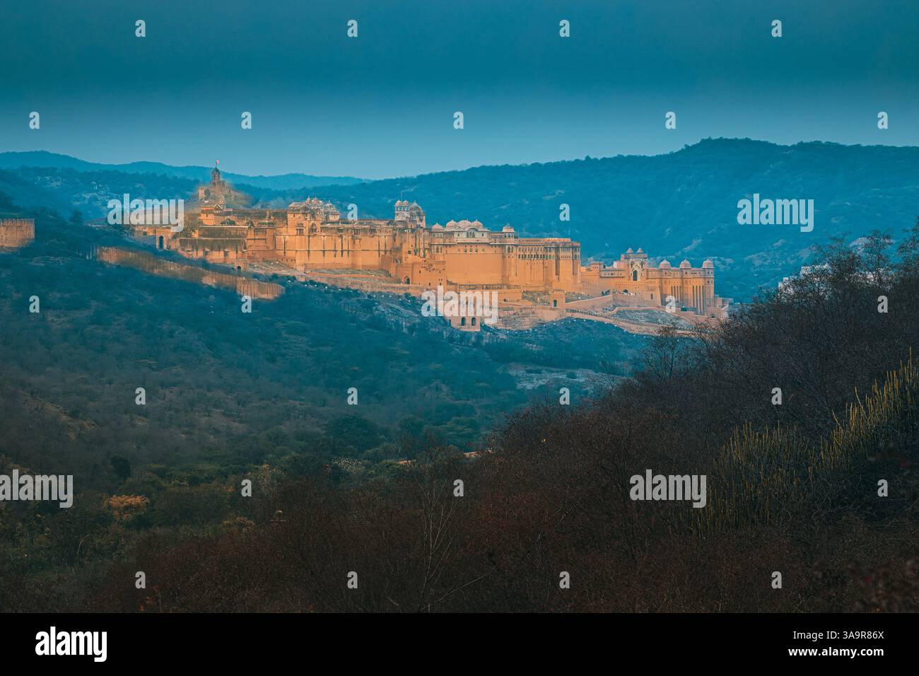 Jaipur, Rajasthan, India. Amber Fort In Dusk Time. Panoramic Time Lapse ...